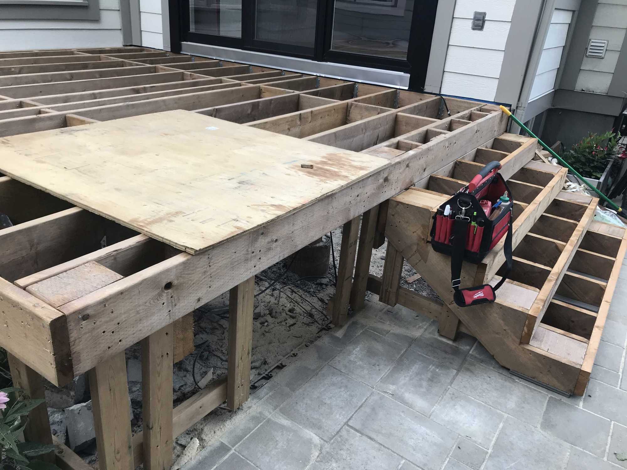 Fiberon Composite Deck in Centrepointe – Ottawa - Jack Built - Ottawa ...